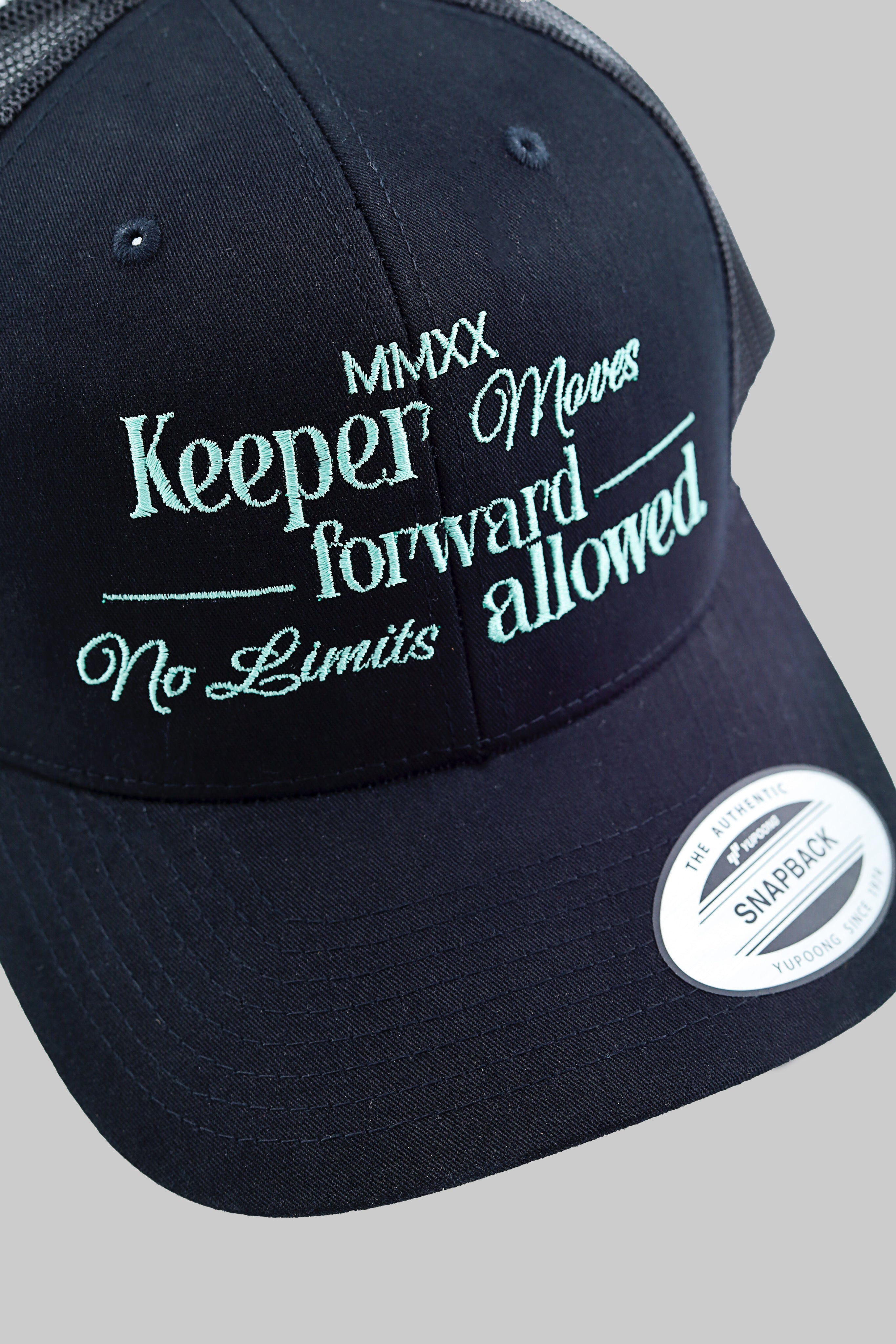 CAP. MOVES (BLACK BLUE) – Keeperstore